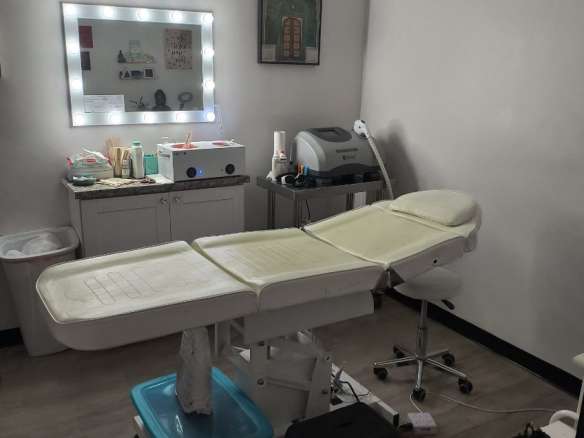 Salon Suites for Rent | Find the Perfect Salon Loft Near You